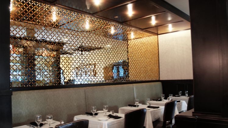Bespoke Mirrors for Hospitality Venues | Altitude Glass